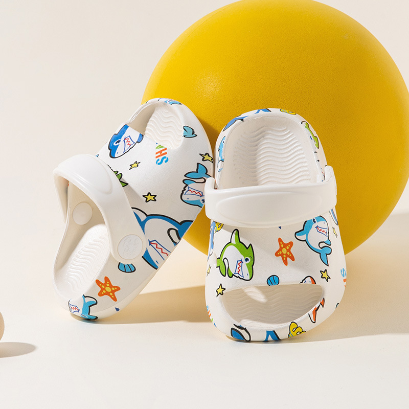 Toddler Unisex Cream Shark Crocs - Gerald Babies and Kids